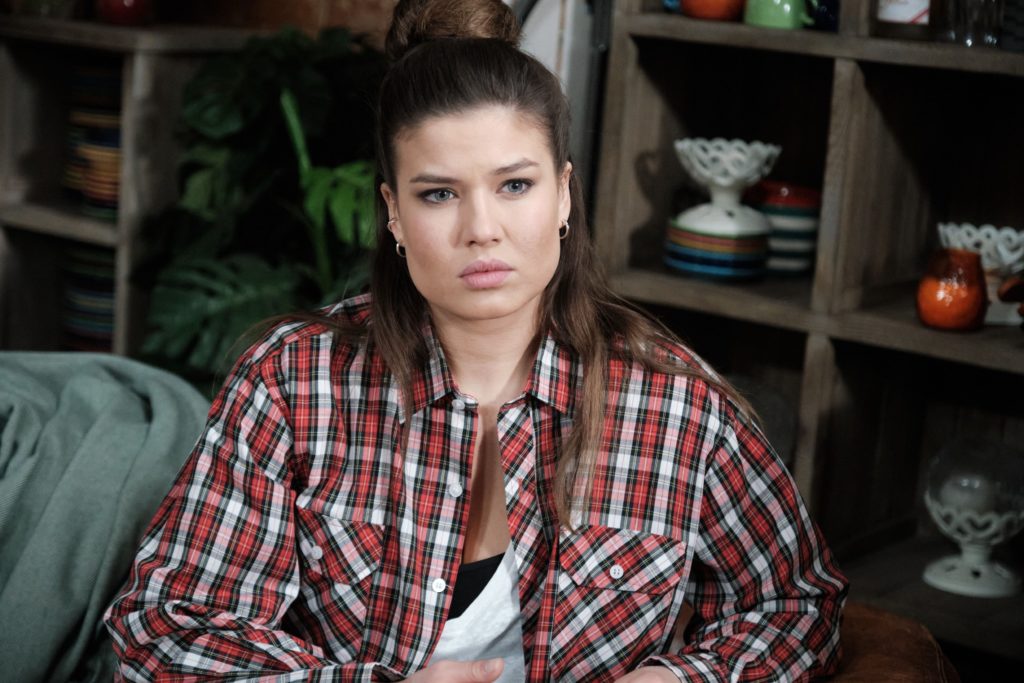 Sharon Sophie Berlinghoff spielte Vivien Lassner – Offizieller „Unter uns“-Fanclub