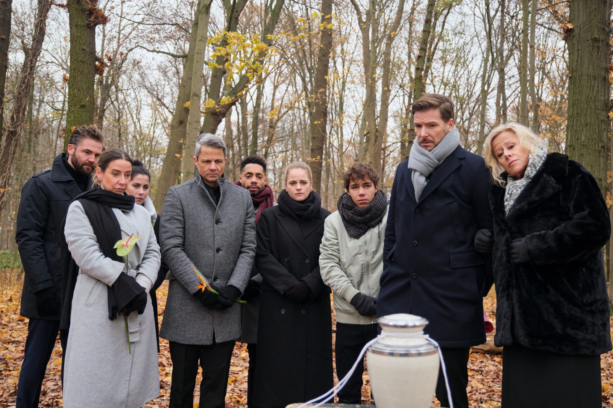 Trauriger Abschied in Bildern: Corinna wird beerdigt – Offizieller „Unter uns“-Fanclub