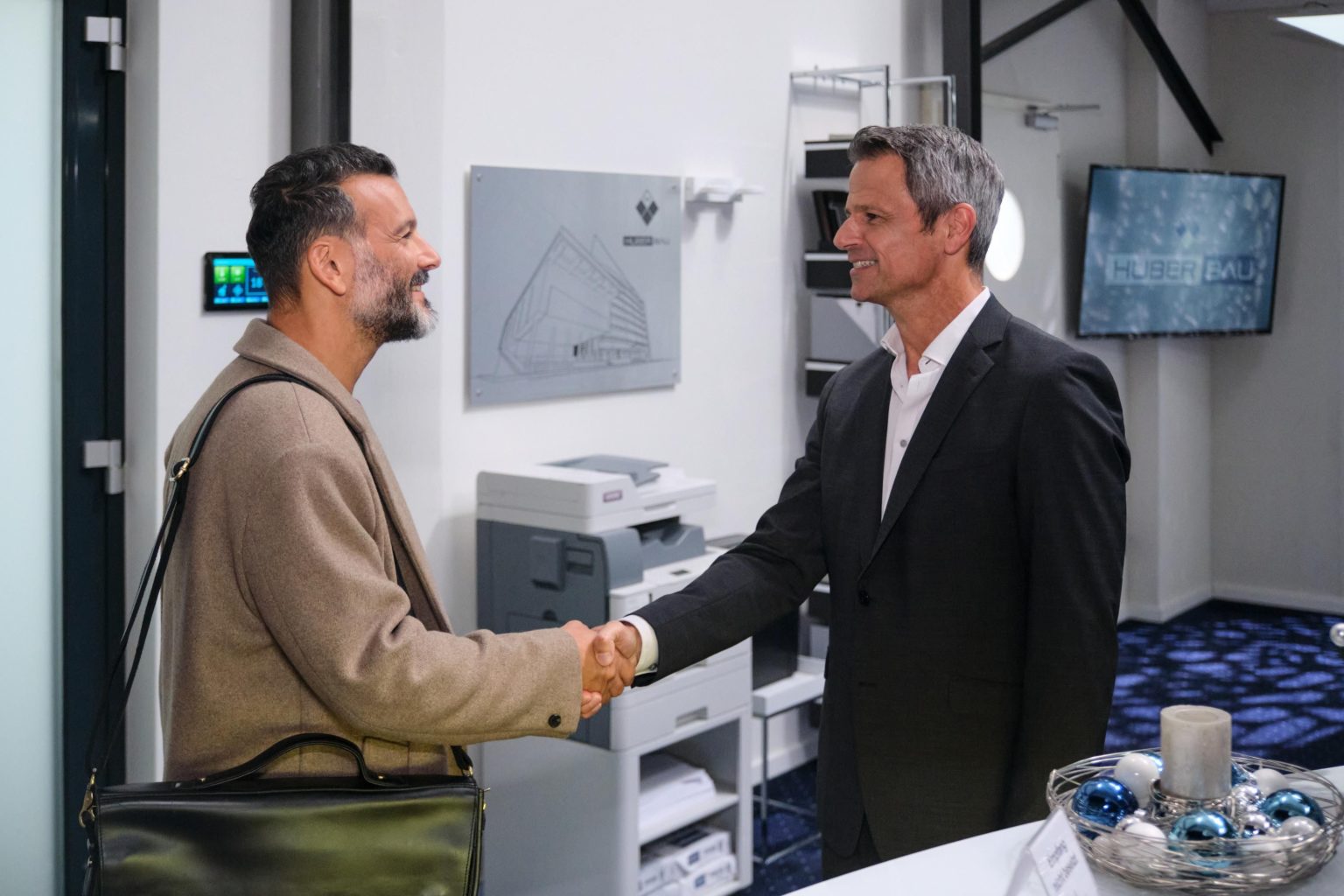 Ferhat Gülek – die ersten Szenenfotos – Offizieller „Unter uns“-Fanclub