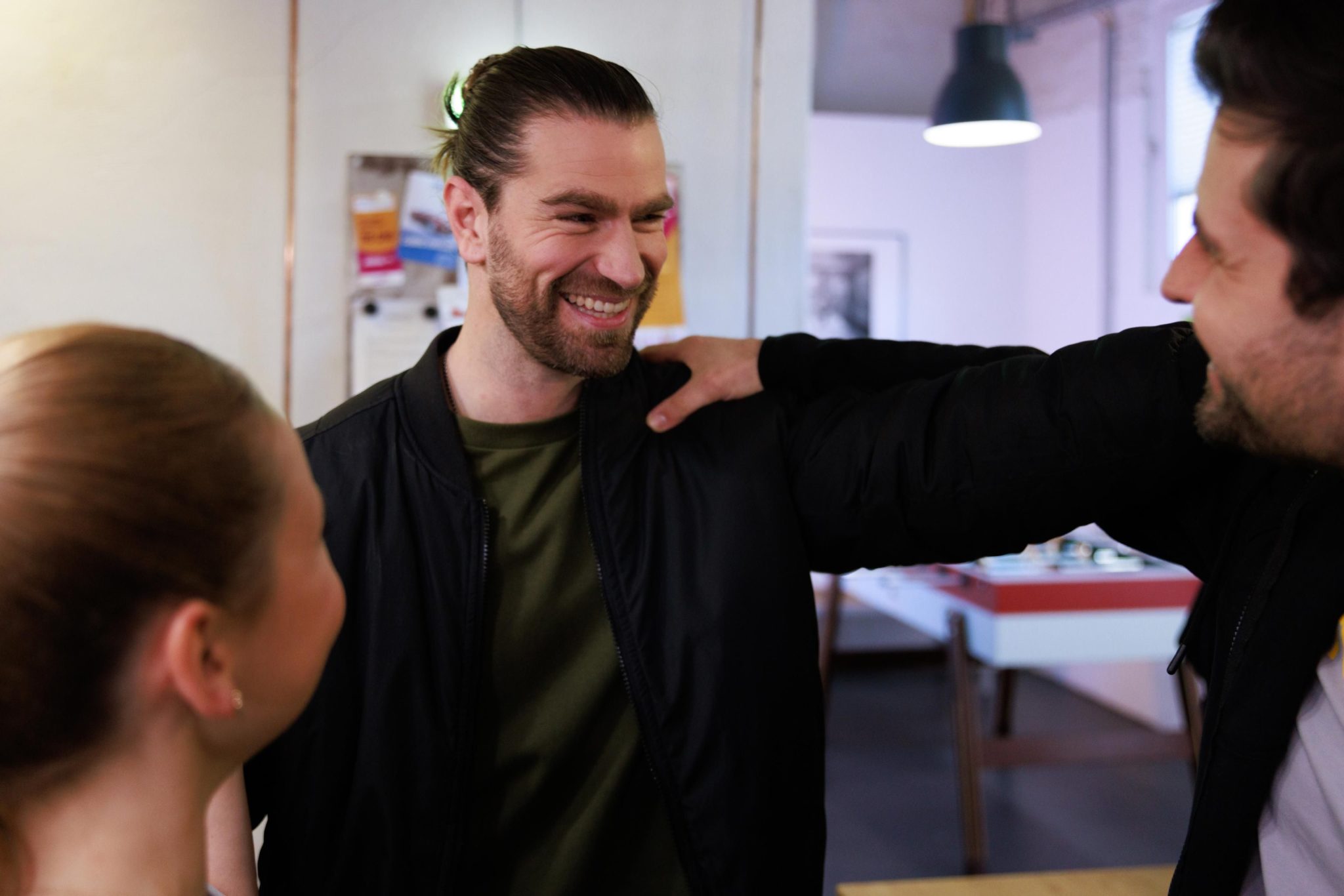 Maxim Agné verlässt „Unter uns“: „Henry geht ganz klammheimlich, still ...